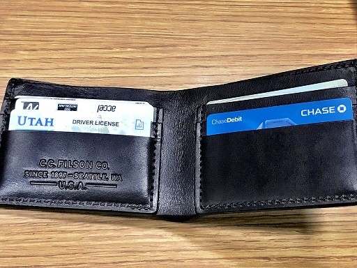 Filson Bi-Fold Wallet - Men's | Backcountry.com