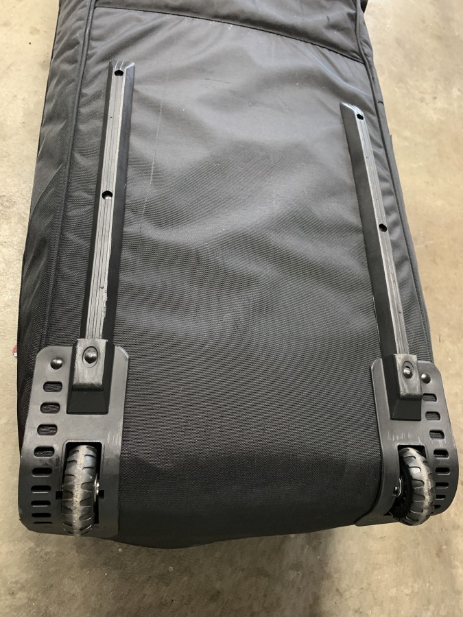 Rome Cache Snowboard Bag | Backcountry.com