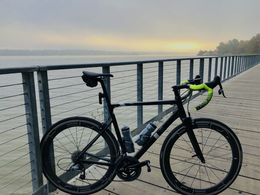 HED Jet 6 Plus Carbon Road Wheelset - Clincher | Competitive Cyclist